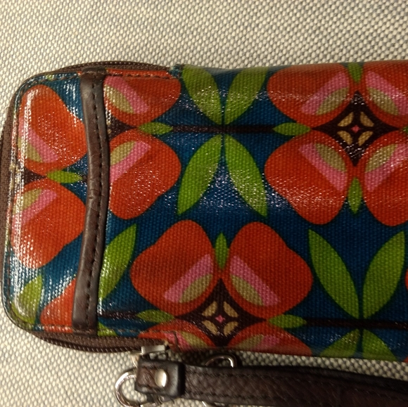 Bags | Fossil Wallet | Poshmark